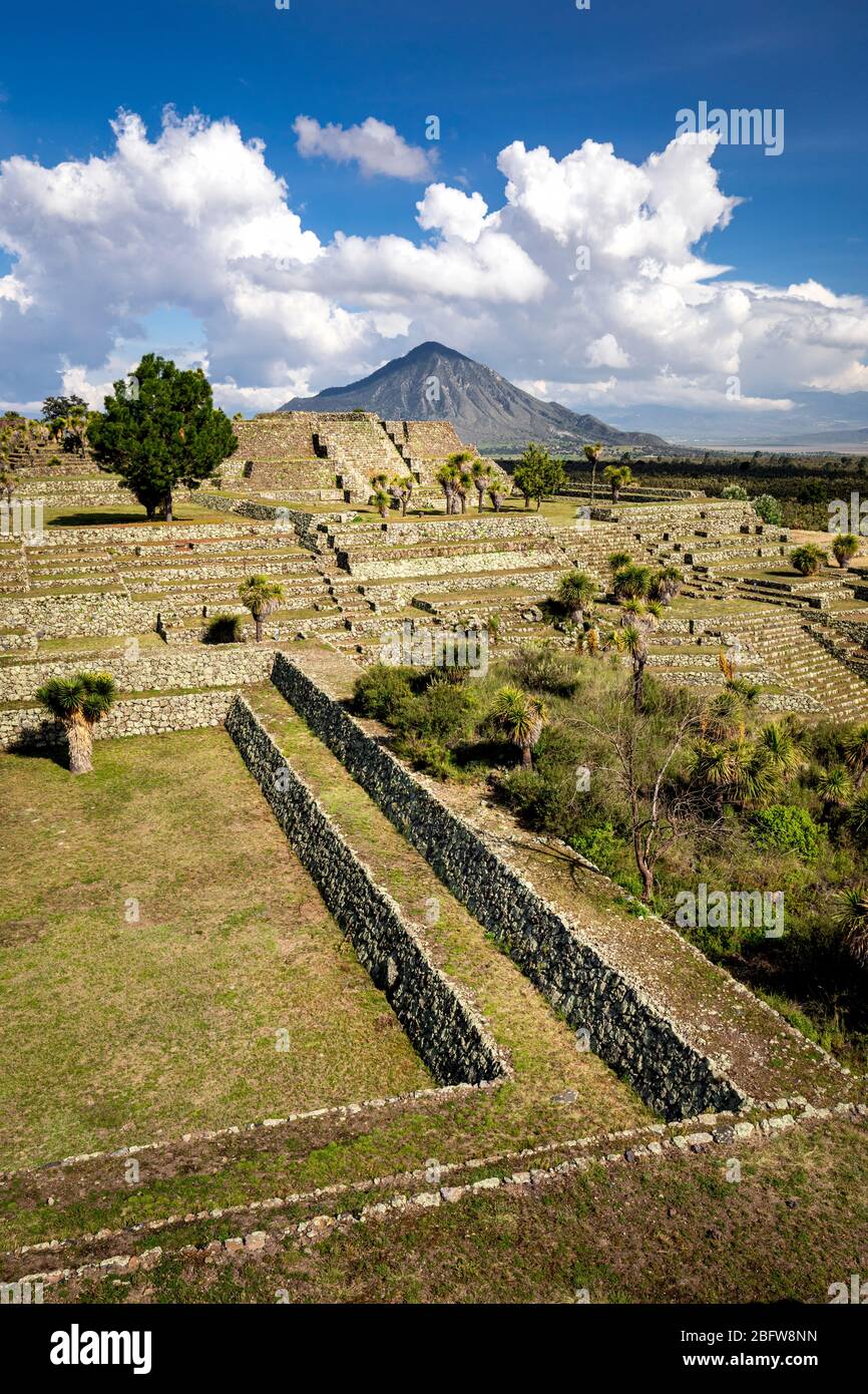 Main pyramid of the Cantona archaeological site in Puebla, Mexico Stock ...