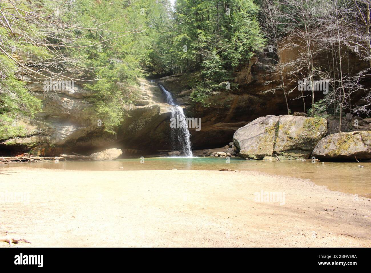 Old man cave walk trail and water fall in Ohio State,nature green ...