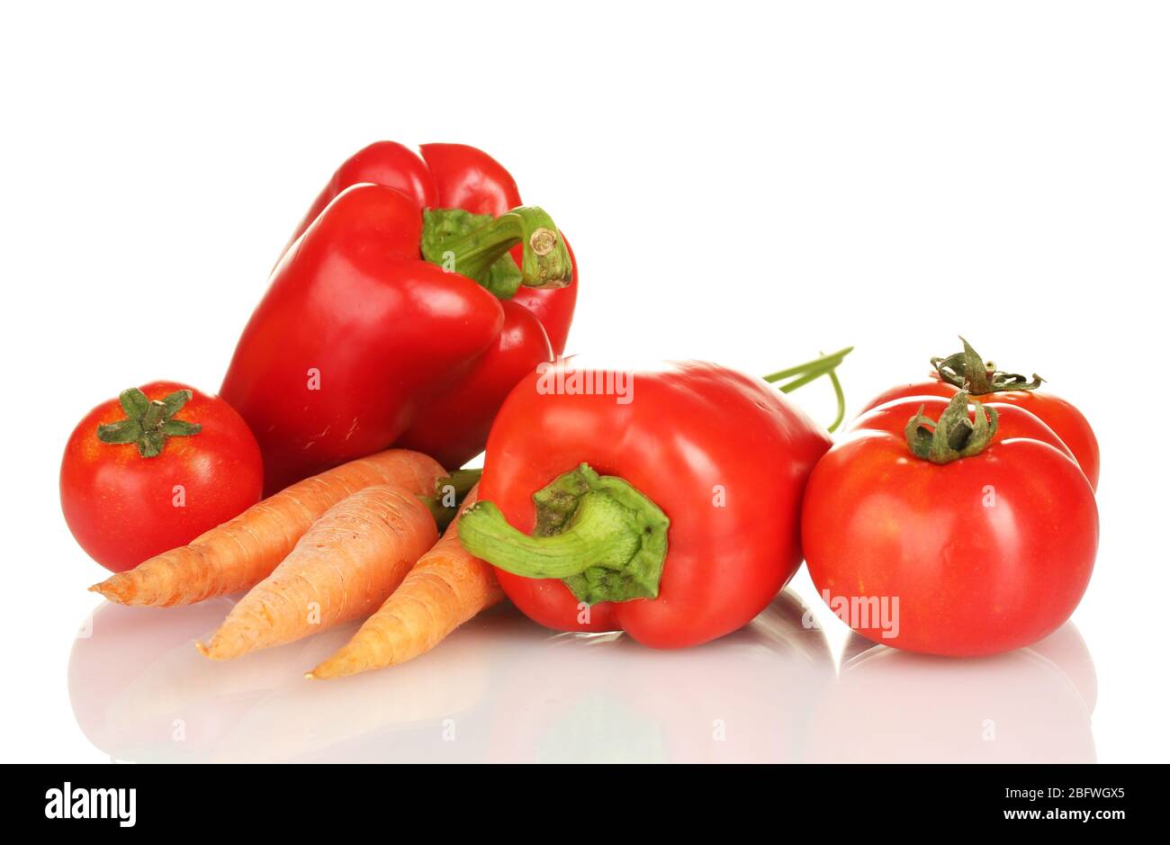 Red vegetables isolated on white Stock Photo - Alamy
