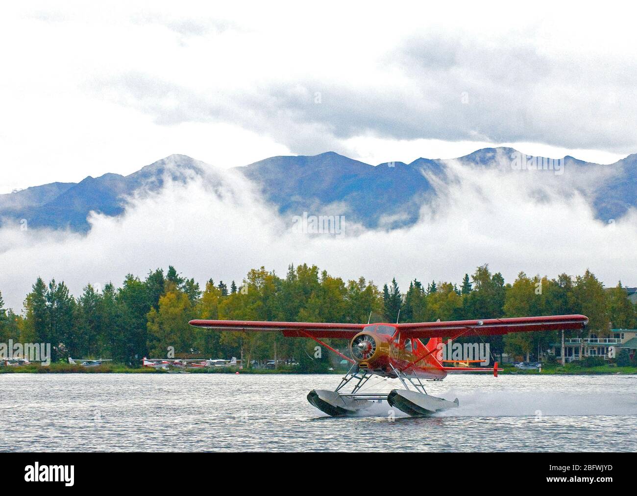 2000s lake plane hi-res stock photography and images - Alamy