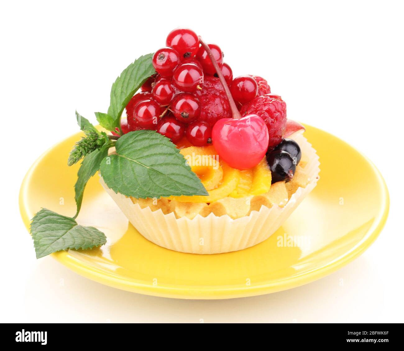 Dulcet cake fruit berries hi-res stock photography and images - Alamy