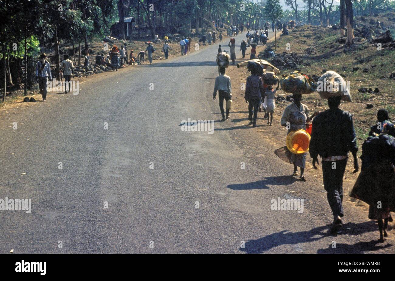 1994 Rwandan refugees enter Goma Zaire after a civil war erupted in ...