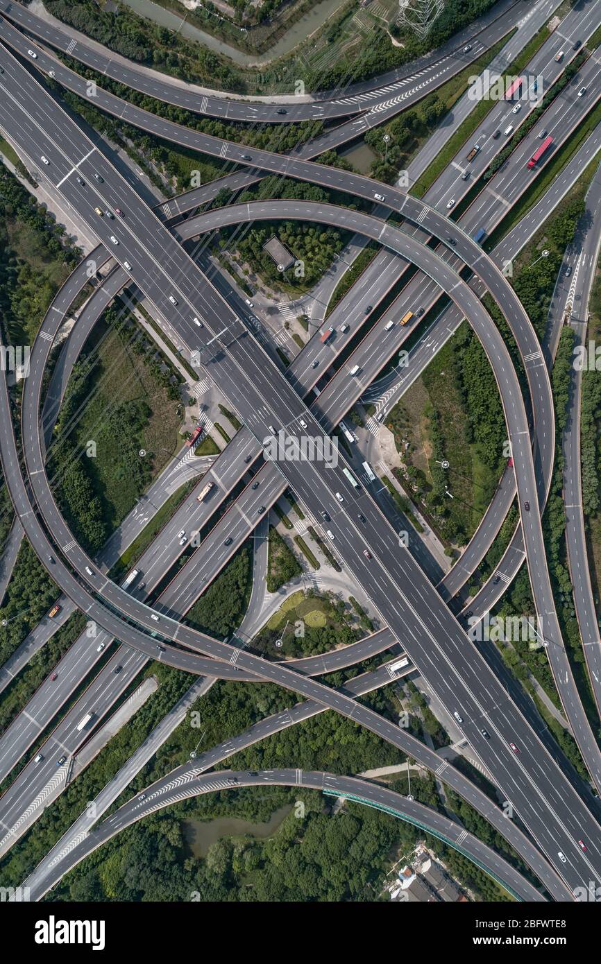 Overpass road hi-res stock photography and images - Alamy