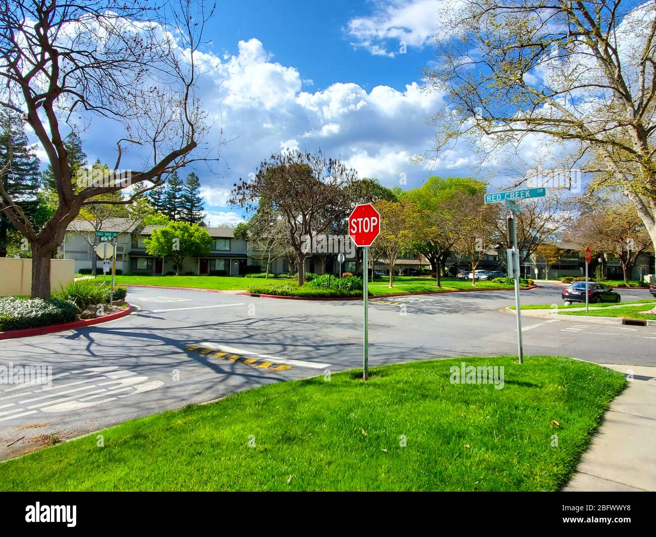 4 way stop signs hi-res stock photography and images - Alamy