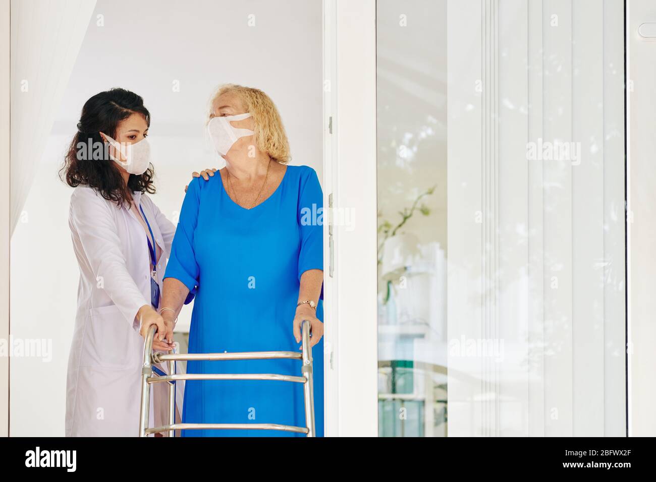 Mature women walking serious hi-res stock photography and images - Alamy