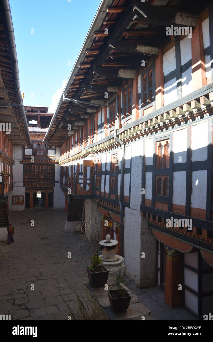 Jakar temple and dzong hi-res stock photography and images - Alamy