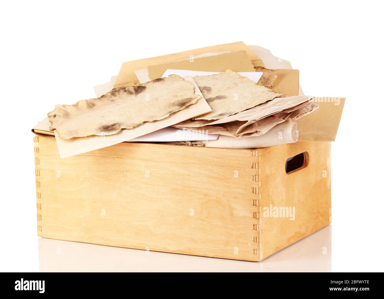 Wooden crate with papers and letters isolated on white Stock Photo - Alamy