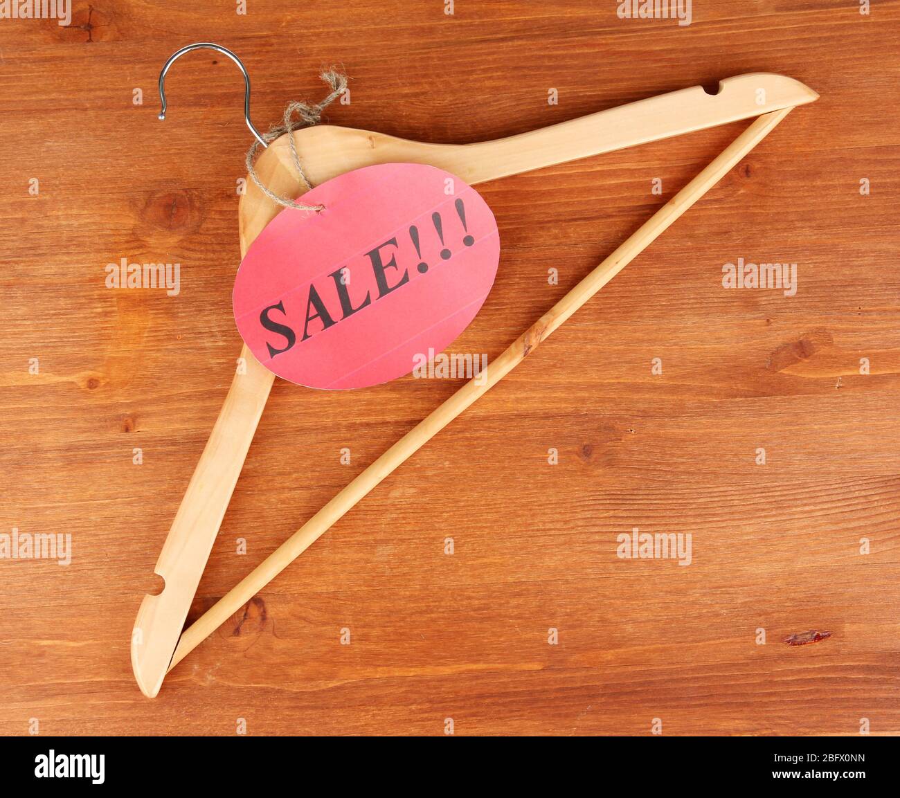 Red tag sale wooden hanger hi-res stock photography and images - Alamy