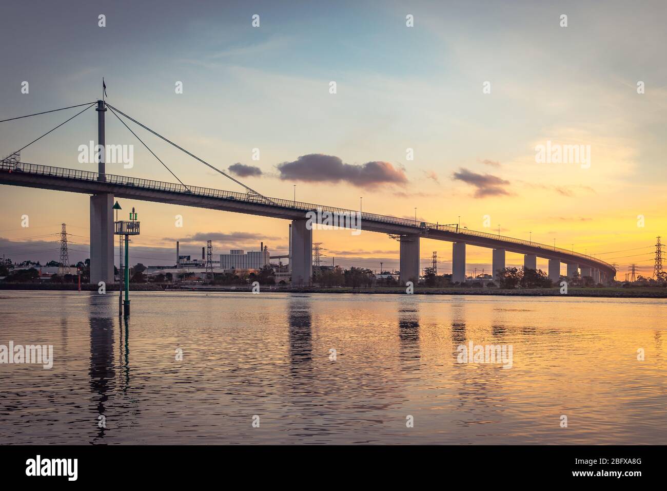 West gate bridge hi-res stock photography and images - Alamy