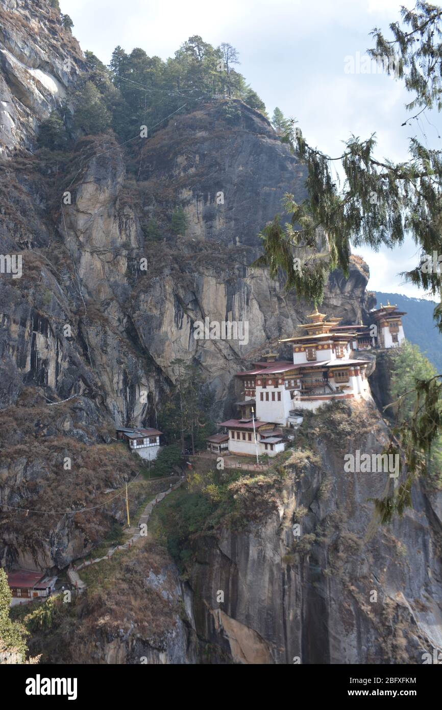 The Unesco-listed Tiger's Nest monastery (Paro Taktsang) is Bhutan's ...