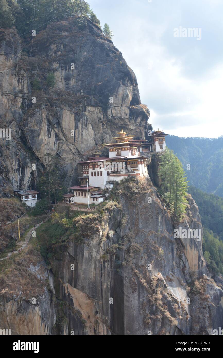 The Unesco-listed Tiger's Nest monastery (Paro Taktsang) is Bhutan's ...