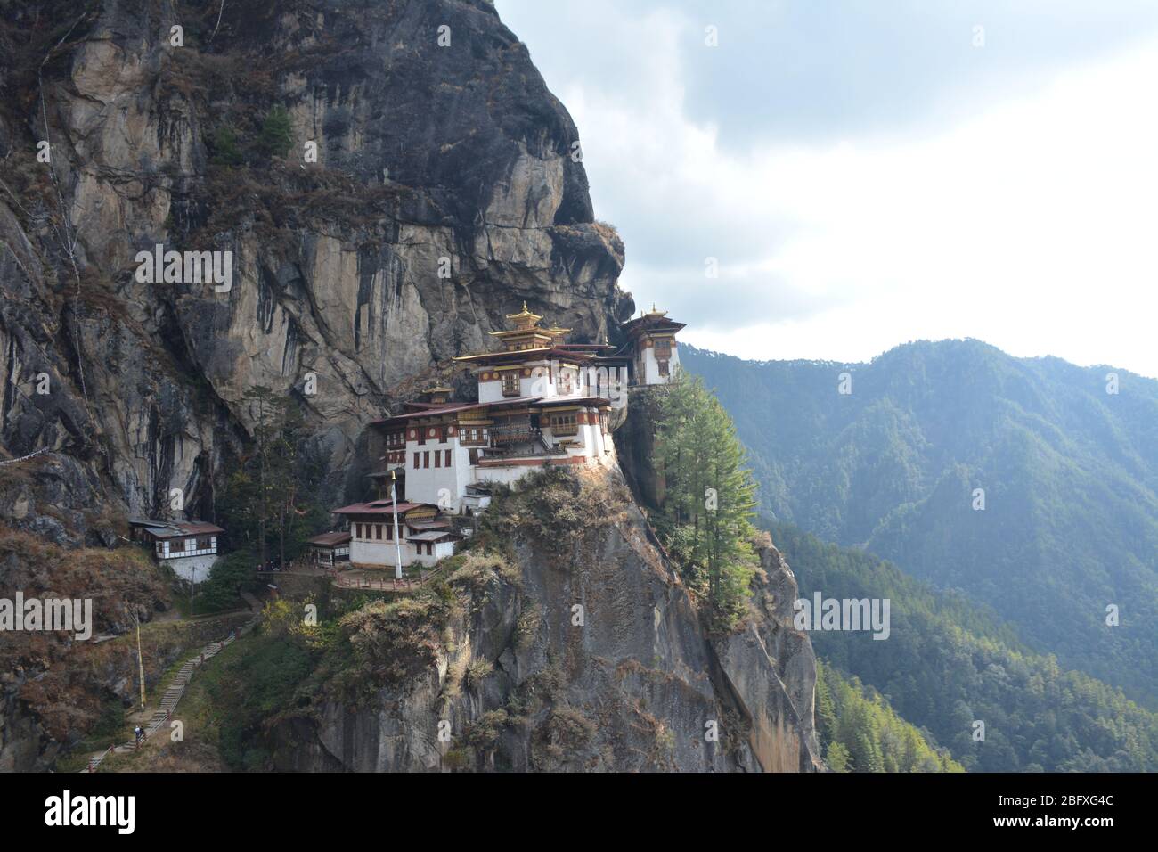The Unesco-listed Tiger's Nest monastery (Paro Taktsang) is Bhutan's ...