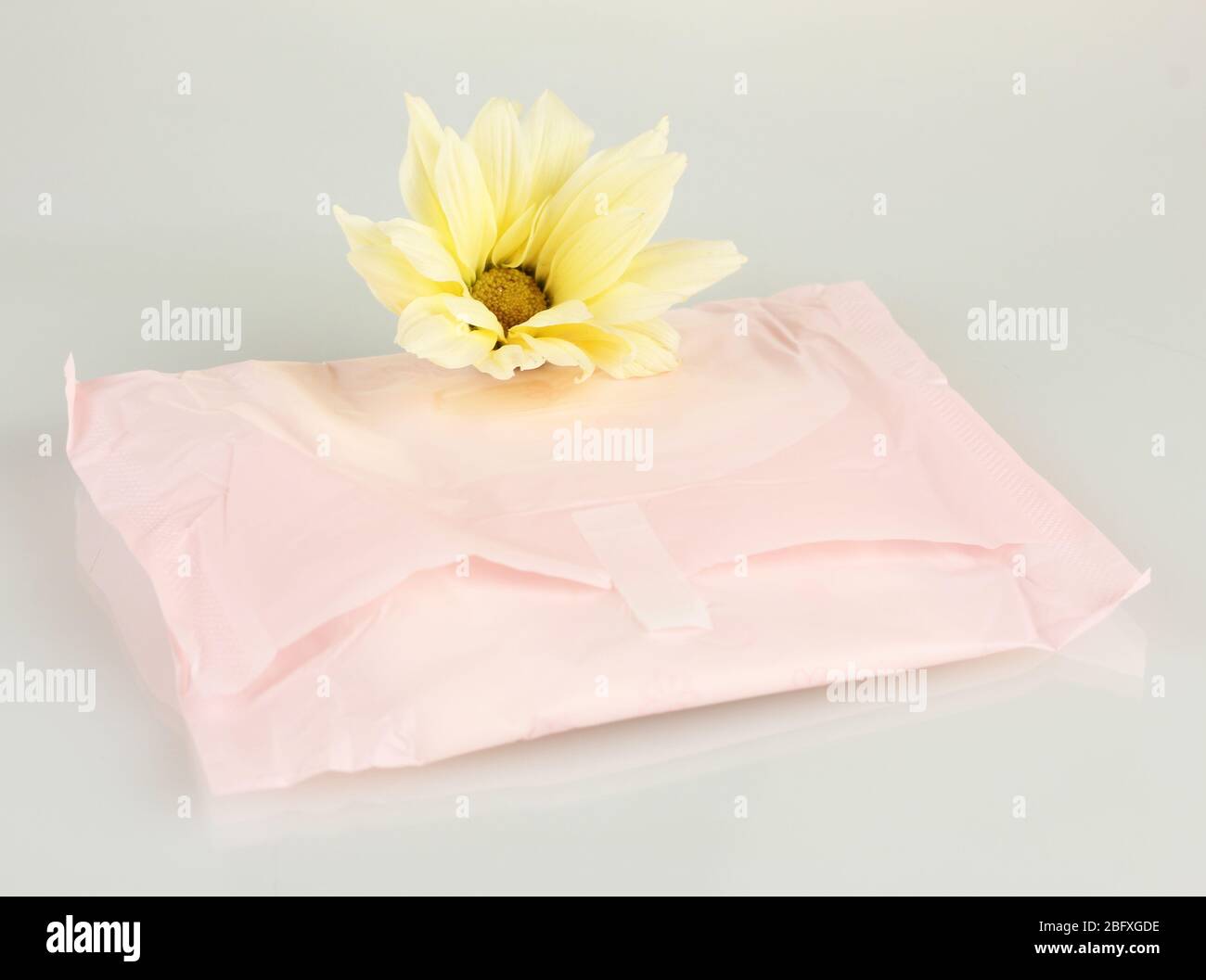 Individual packing hi-res stock photography and images - Alamy