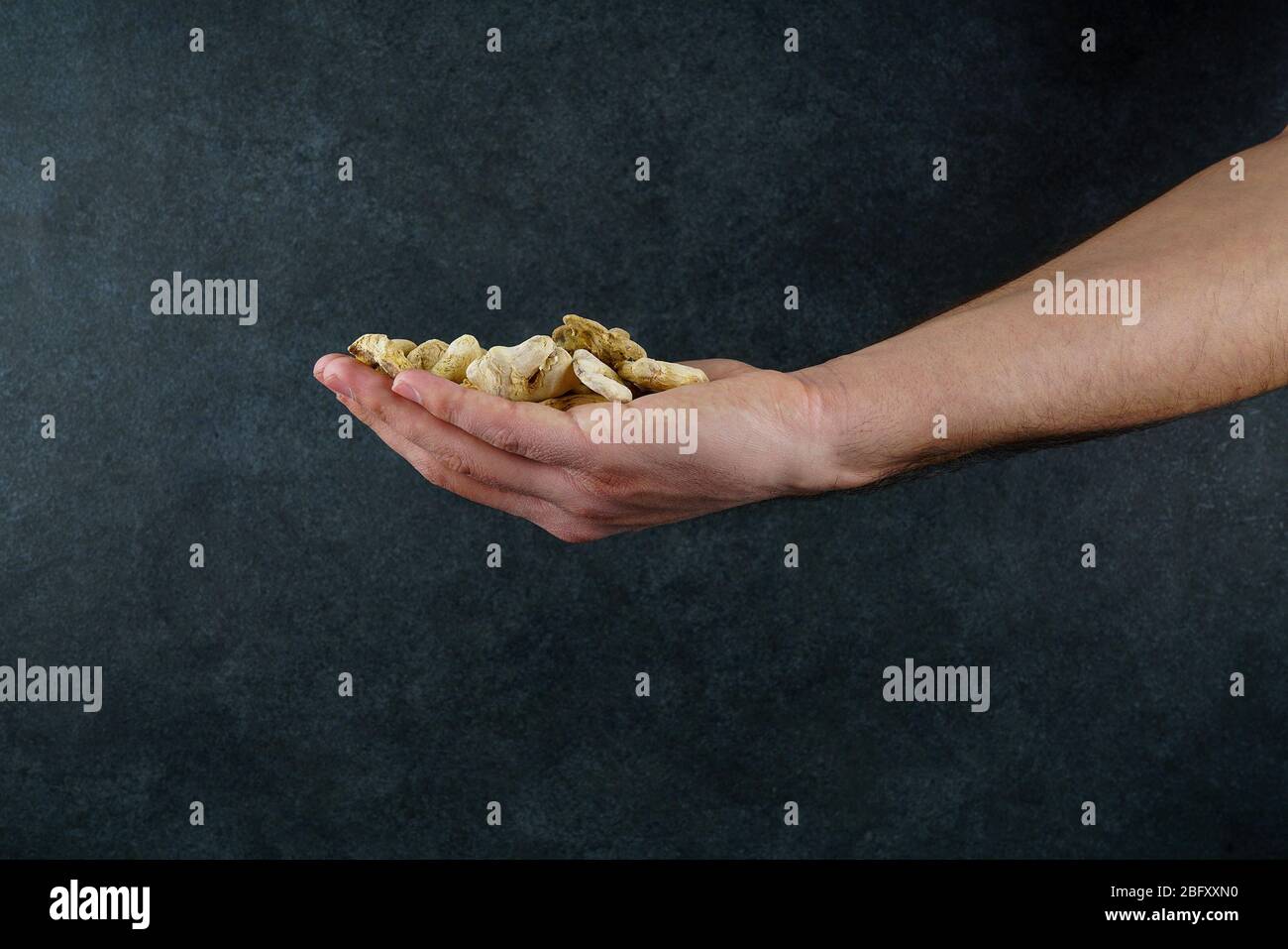 Dry ginger root Stock Photo - Alamy