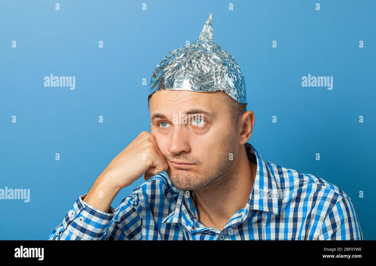 Mind reading helmet hi-res stock photography and images - Alamy