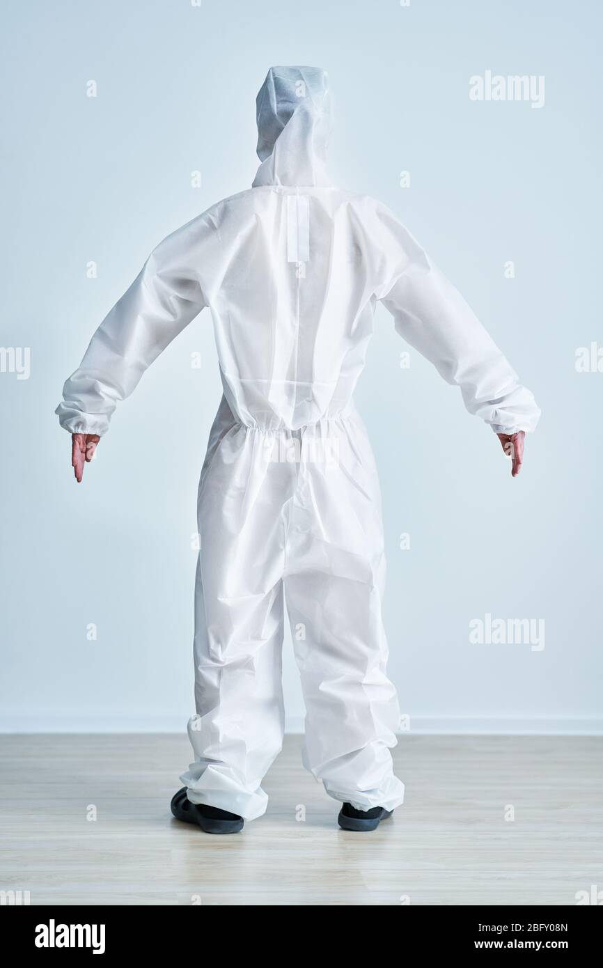 Bio suit hi-res stock photography and images - Alamy