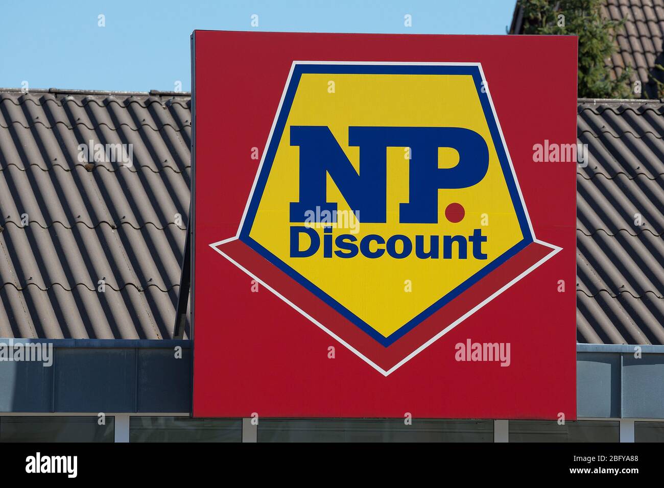 Np logo hi-res stock photography and images - Alamy