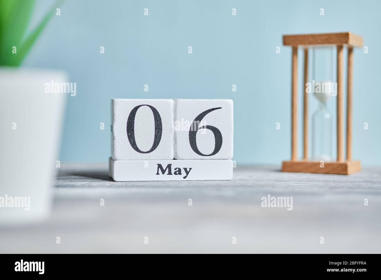 6 week holiday hi-res stock photography and images - Alamy