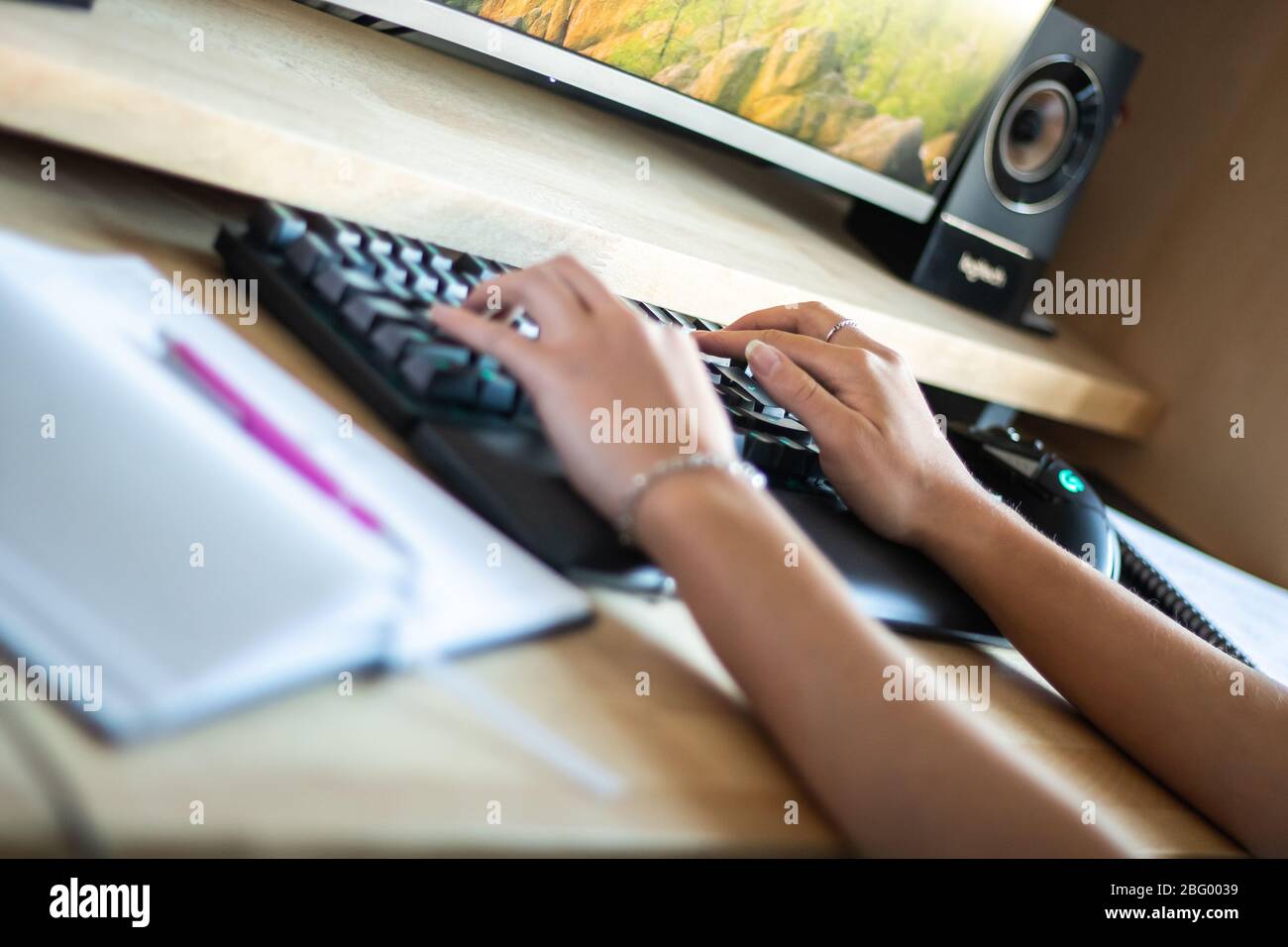Female hands using computer. Female office desk workspace homeoffice ...