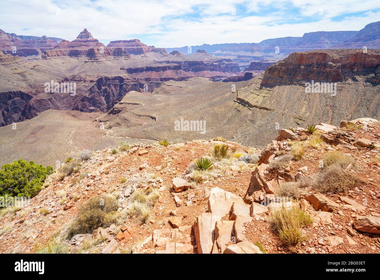 hiking the grandview trail at the south rim of grand canyon in arizona ...