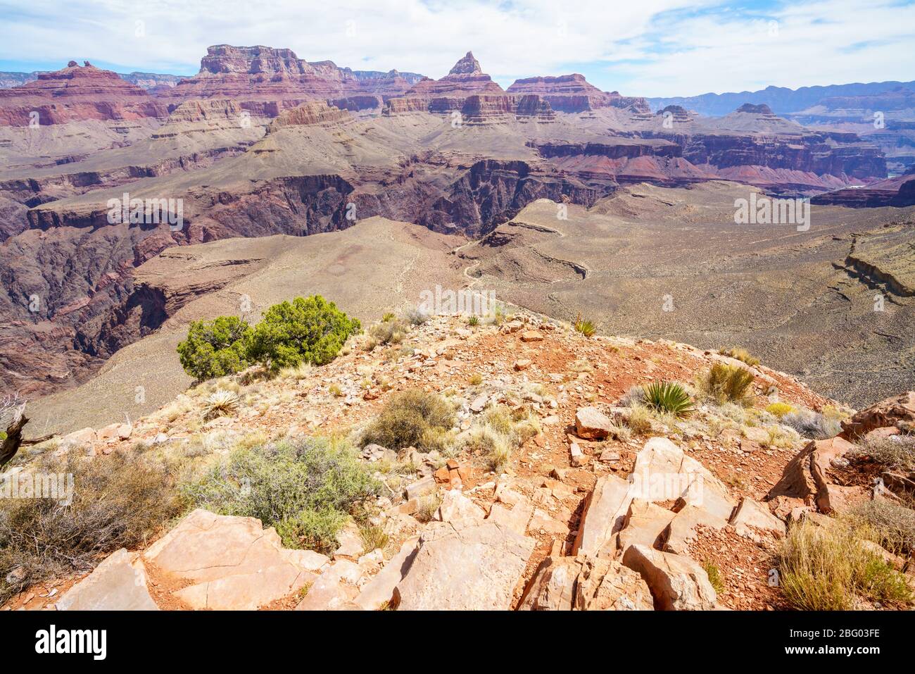 hiking the grandview trail at the south rim of grand canyon in arizona ...