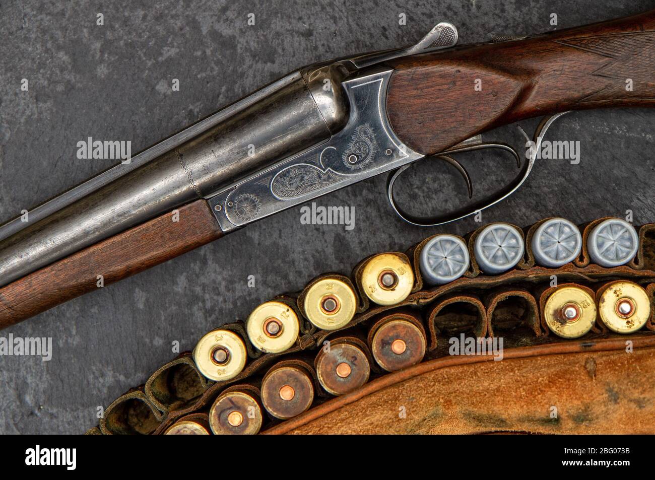 vintage hunt rifle Stock Photo - Alamy