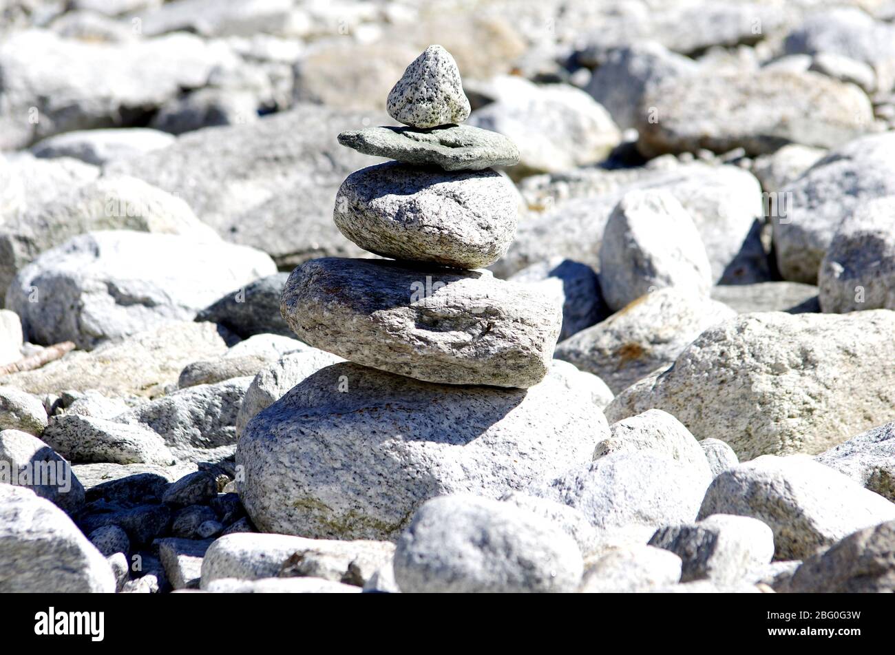 stone pyramids, little man, mound, ovoo, Inukshuk built for your calm ...
