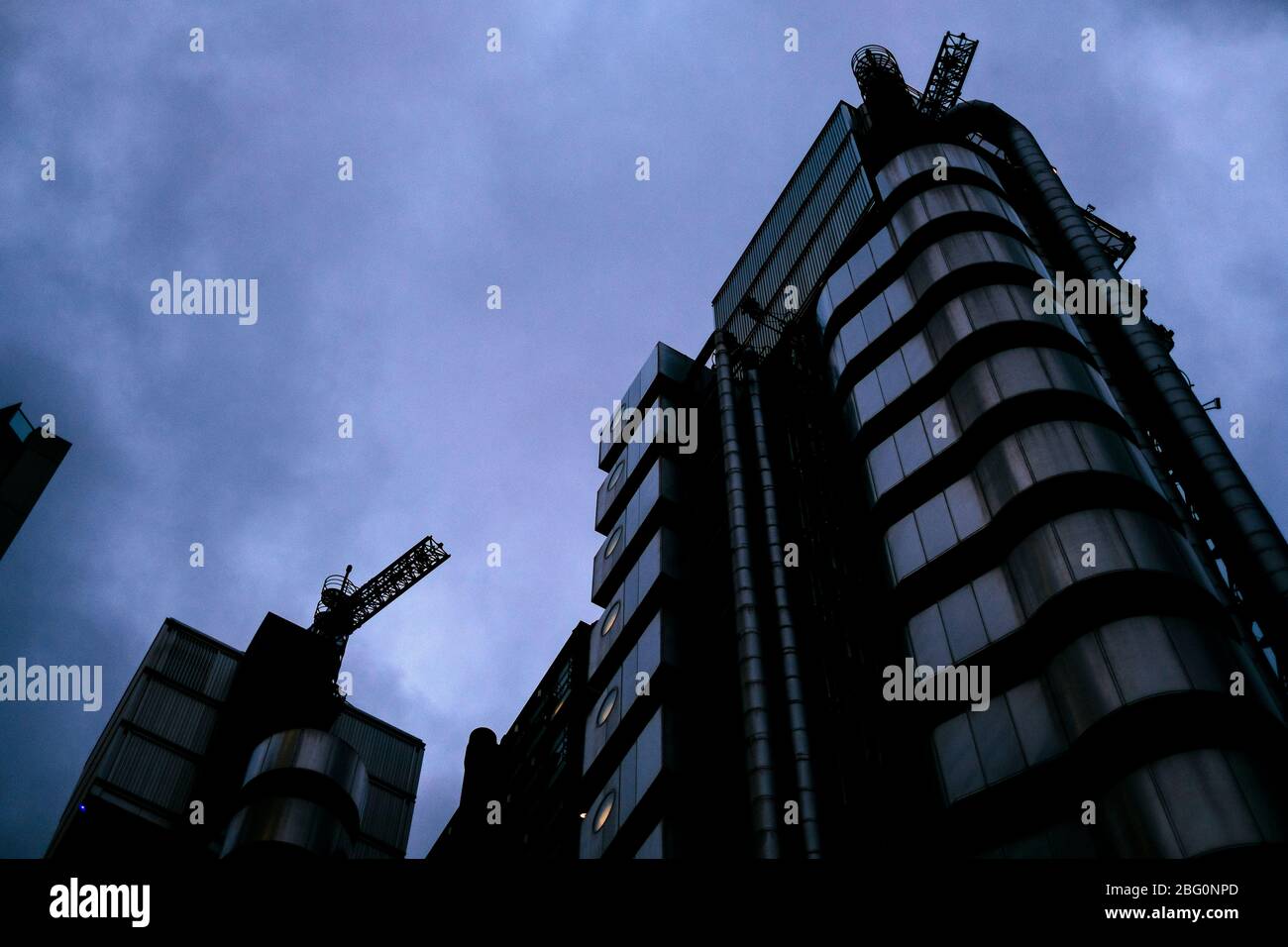 Dull building hi-res stock photography and images - Alamy