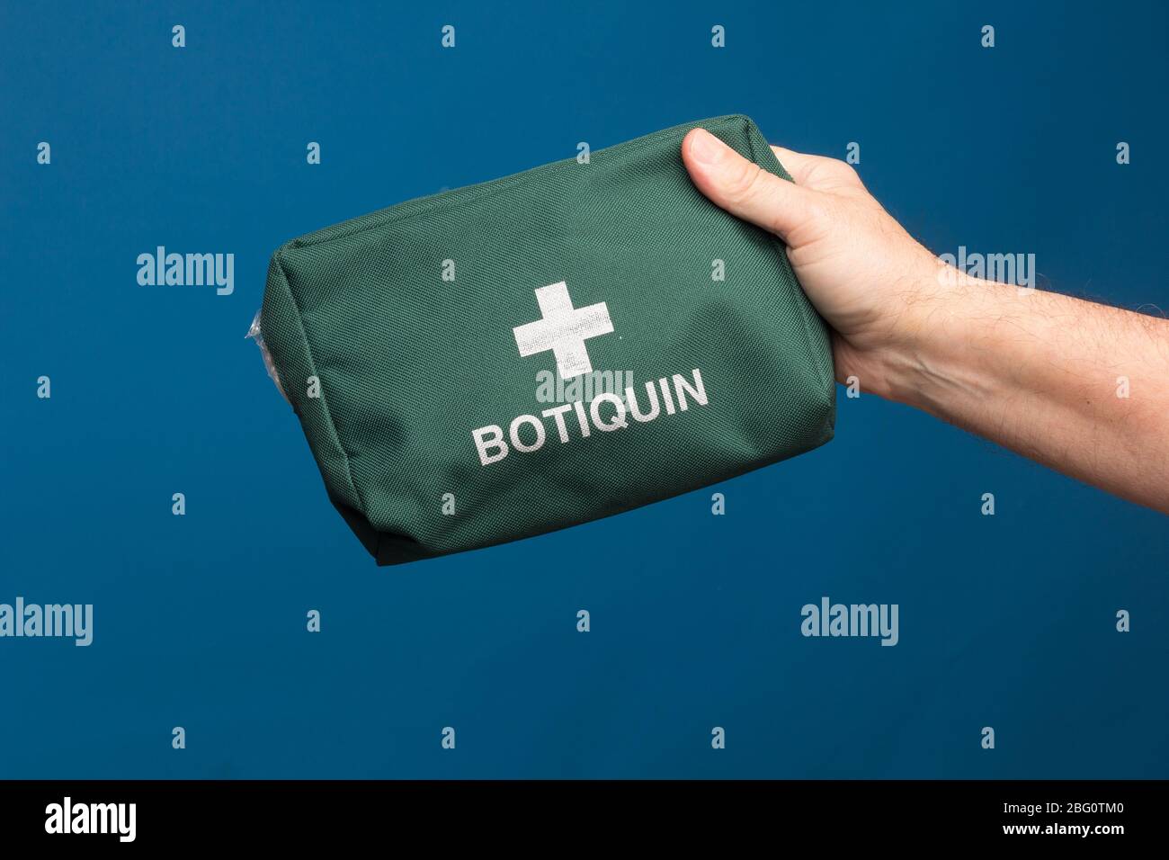 Kit Valise High Resolution Stock Photography and Images - Alamy