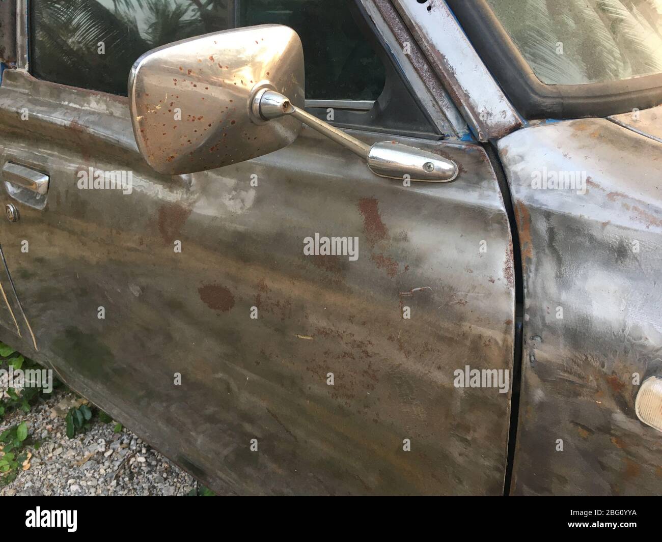 Car used defect hi-res stock photography and images - Alamy