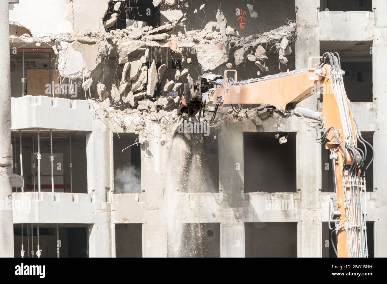 Demolition site of a building Stock Photo - Alamy