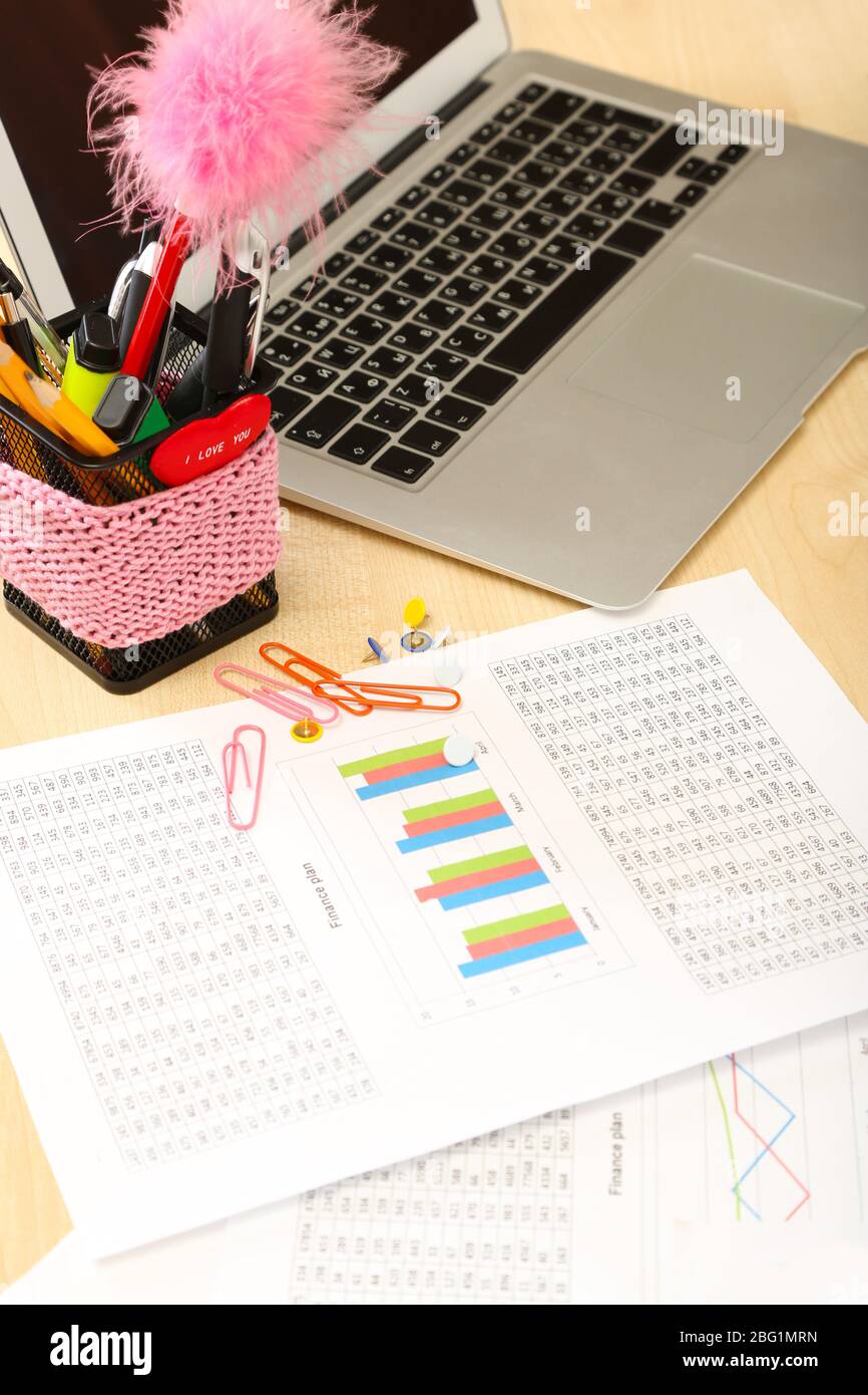 Office desktop close-up Stock Photo - Alamy