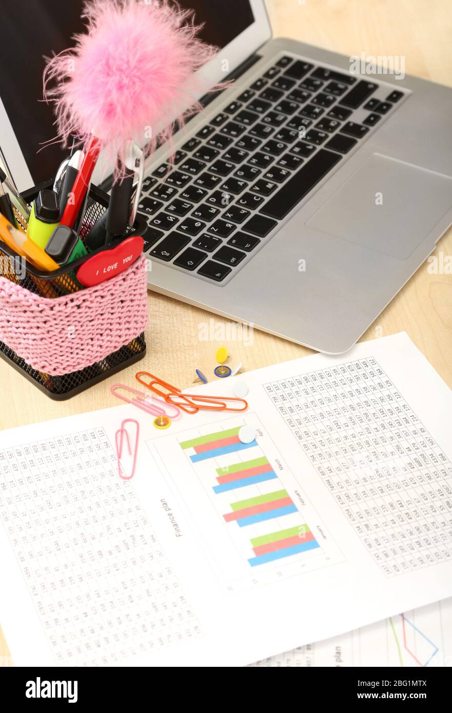 Office desktop close-up Stock Photo - Alamy