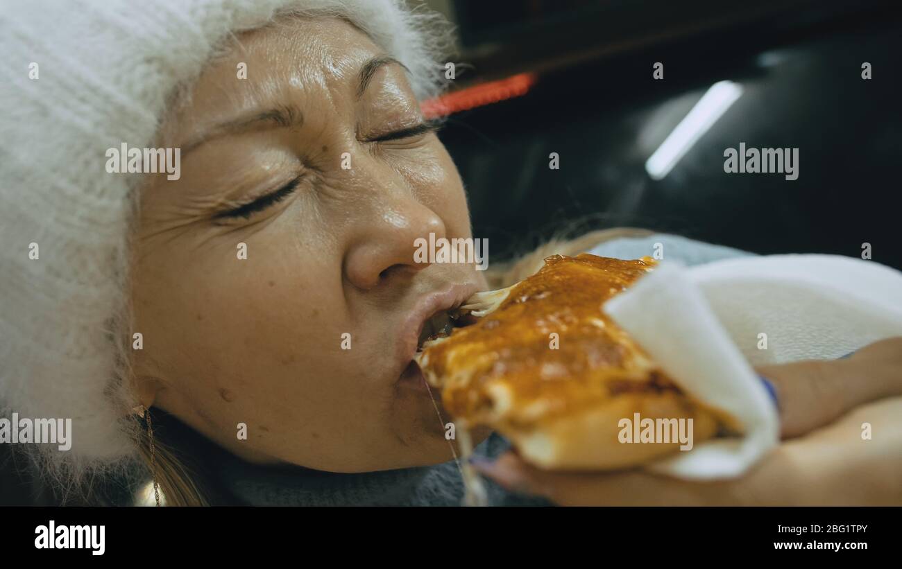 Chewing food in open mouth hi-res stock photography and images - Alamy