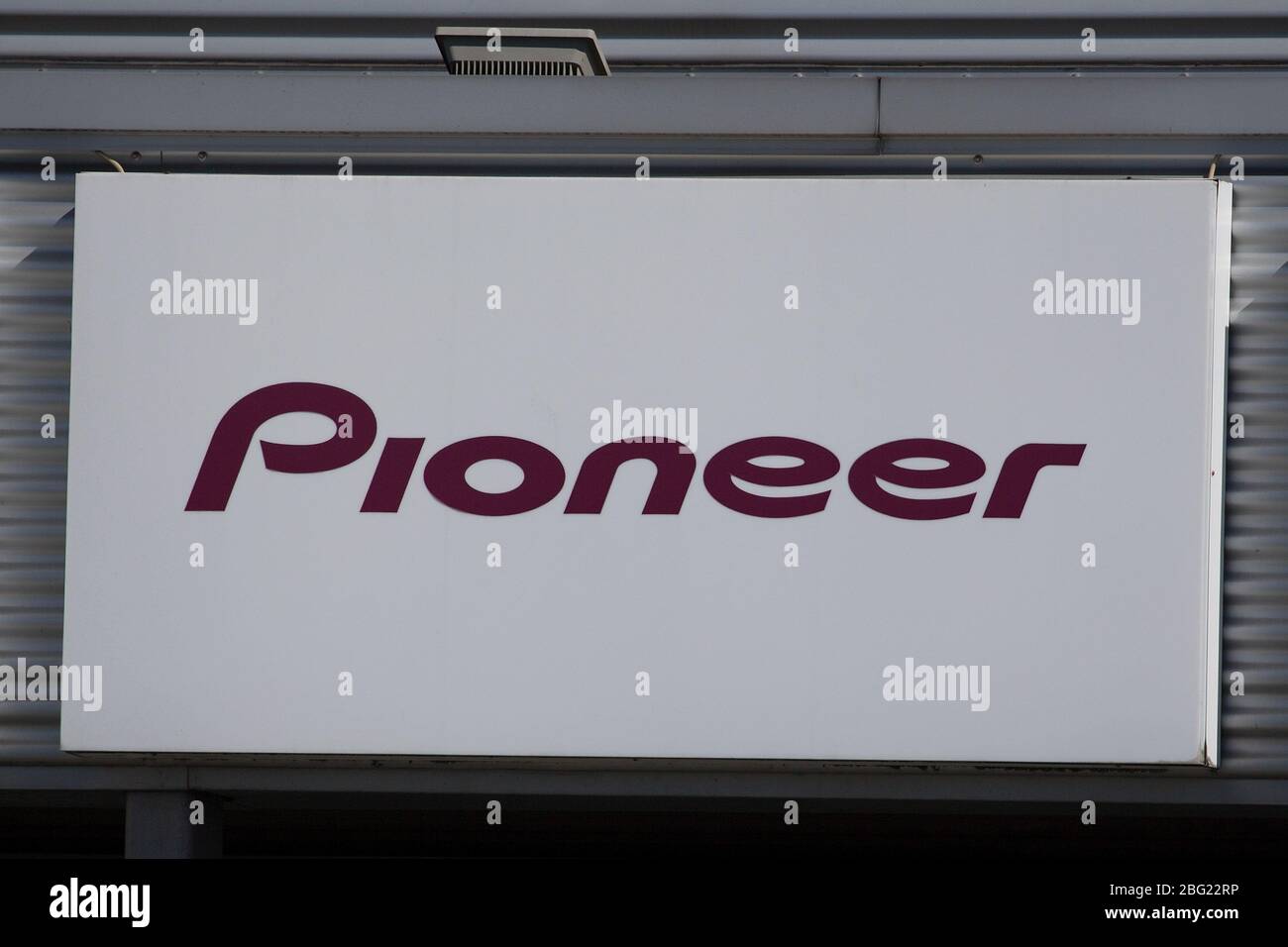 Pioneer logo hi-res stock photography and images - Alamy