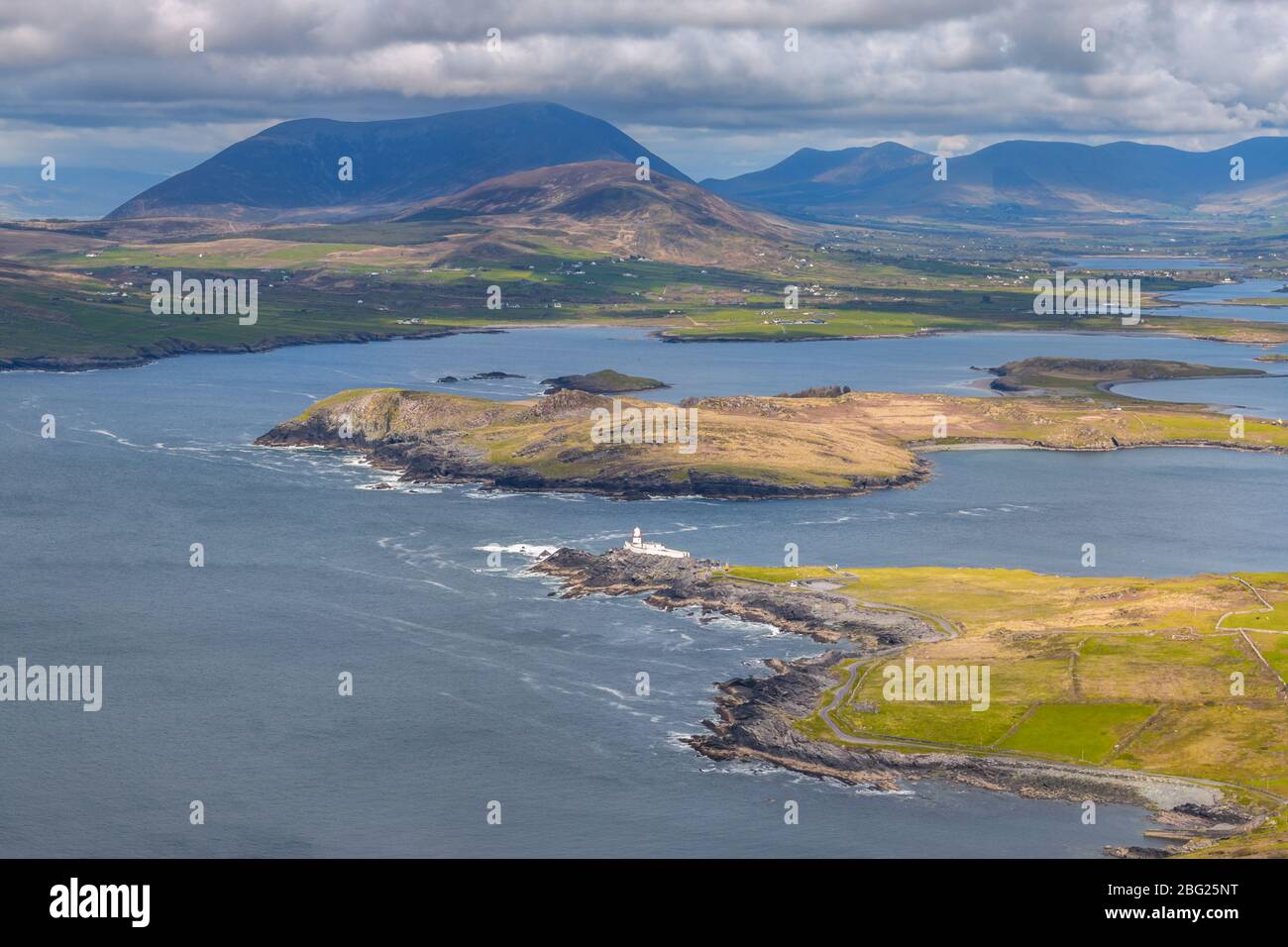 Valentia island lighthouse hi-res stock photography and images - Alamy