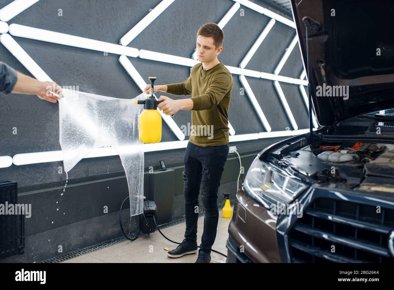 Car template polishing hi-res stock photography and images - Alamy