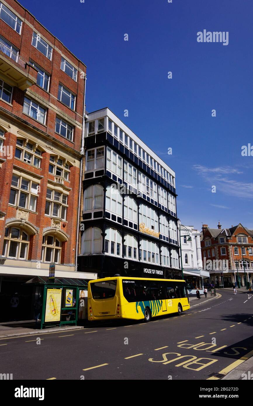 Bournemouth bus hi-res stock photography and images - Alamy