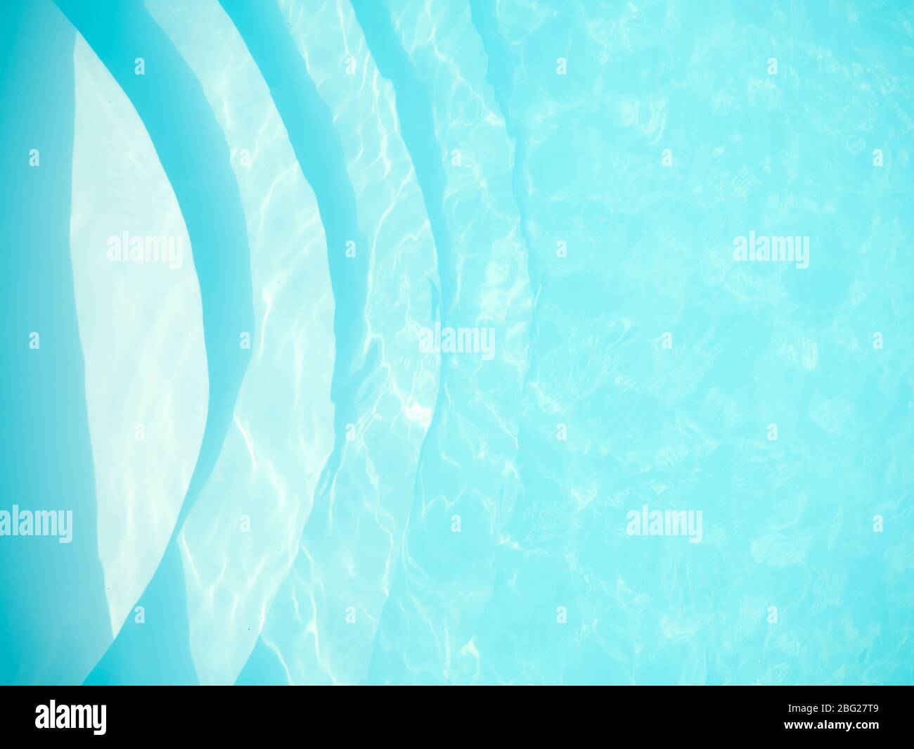 Pool from above sunny beach hi-res stock photography and images - Alamy