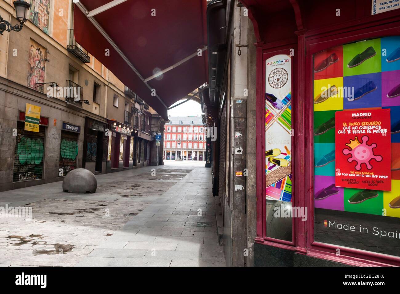 Madrid, Spanien. 18th Apr, 2020. Empty streets in the city center - Day ...