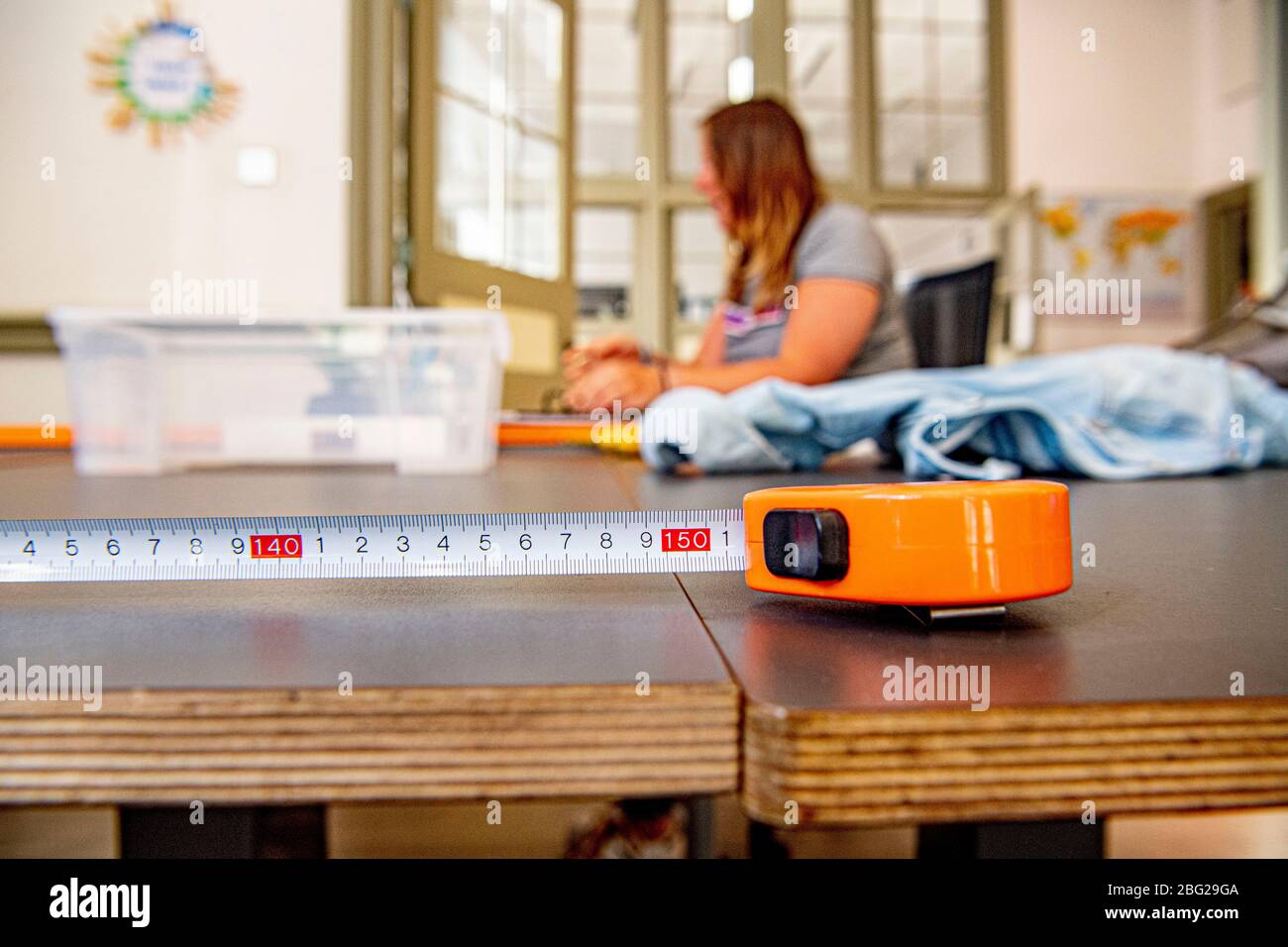 Organise a classroom hi-res stock photography and images - Alamy