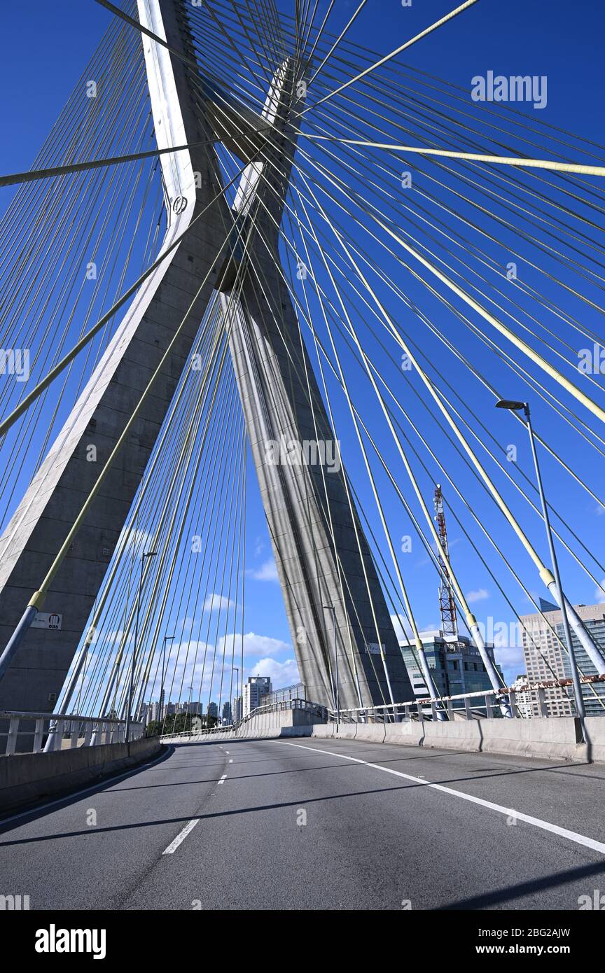 Simbolo de sao paulo hi-res stock photography and images - Alamy