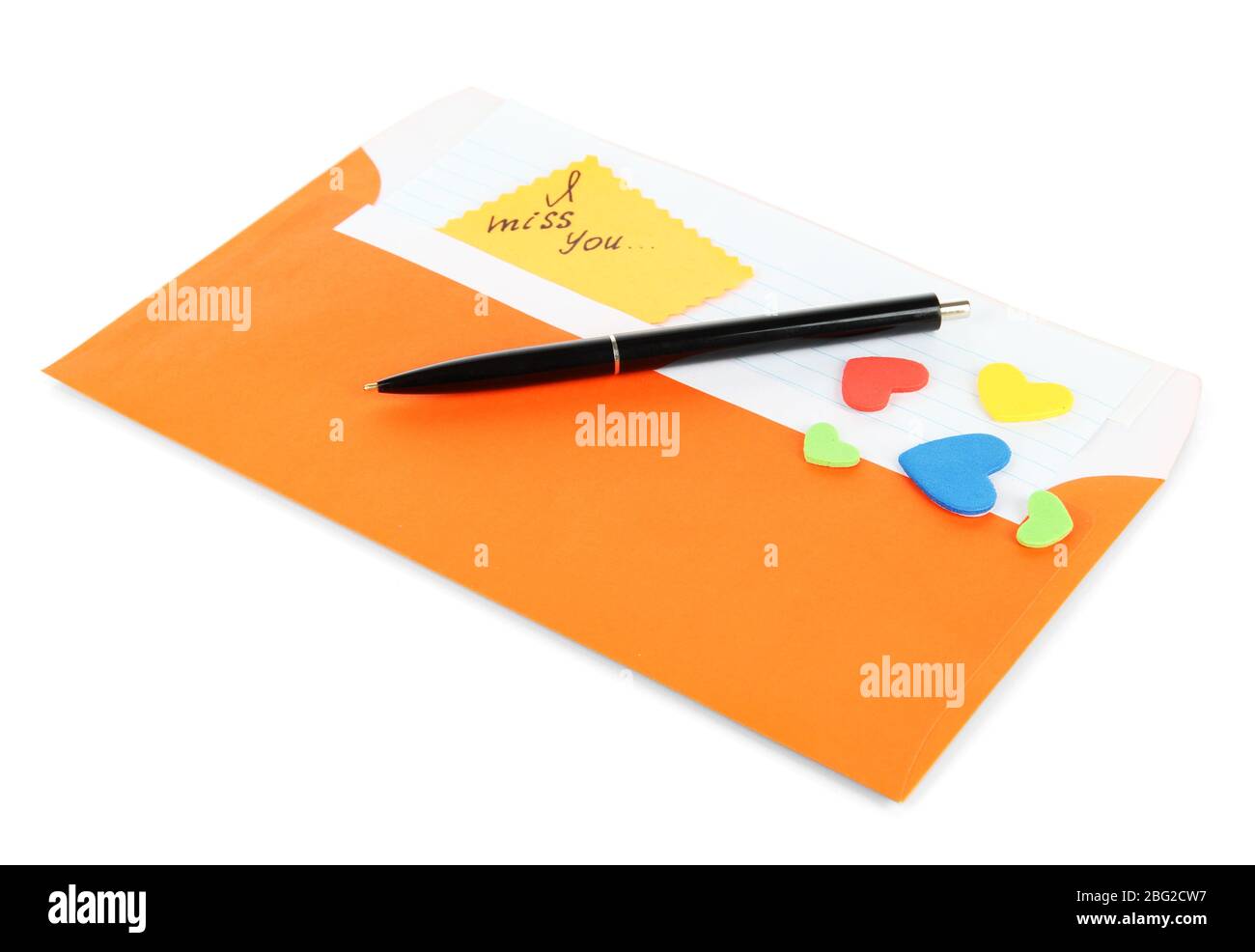 Note in envelope with pen isolated on white Stock Photo - Alamy