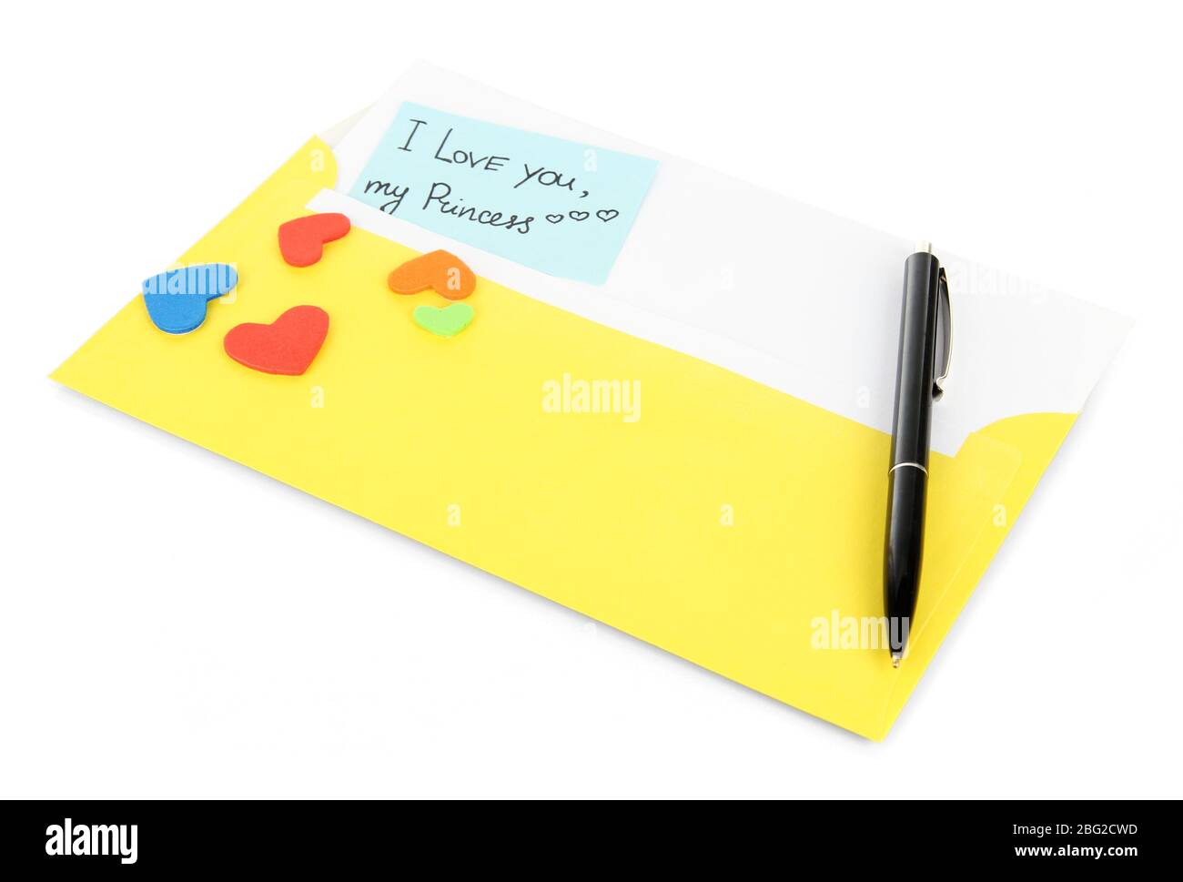 Note in envelope with pen isolated on white Stock Photo - Alamy