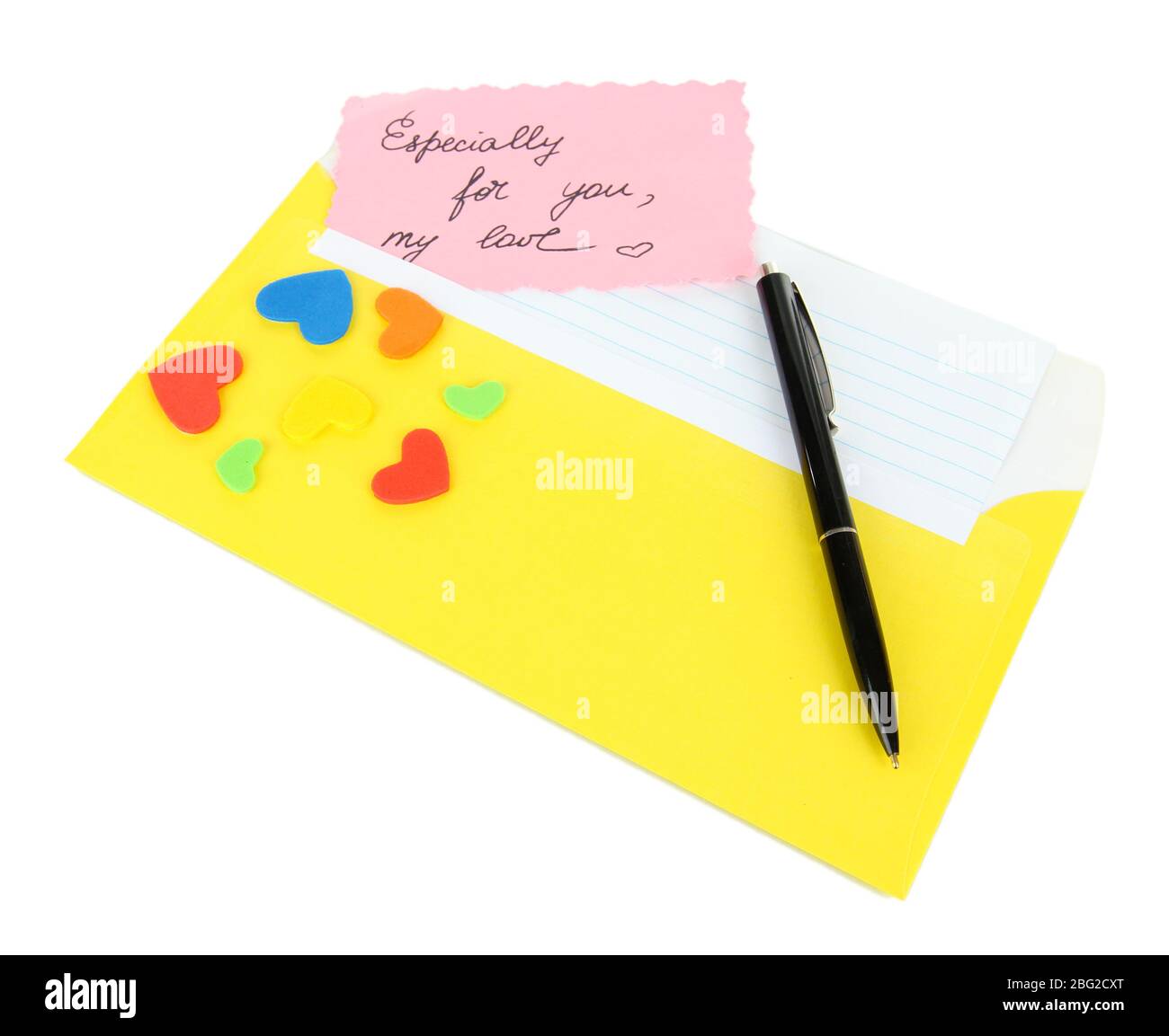 Note in envelope with pen isolated on white Stock Photo - Alamy
