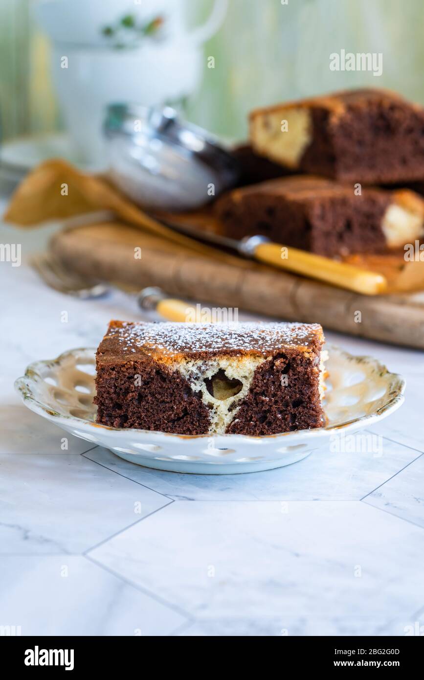 Vanilla and chocolate marble cake Stock Photo - Alamy