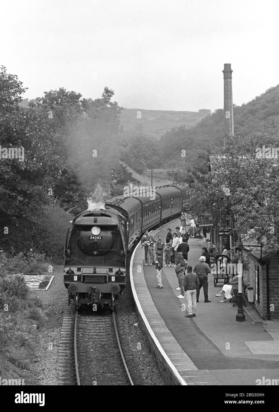 Train arriving at Haworth station on the heritage Keighley and Worth ...