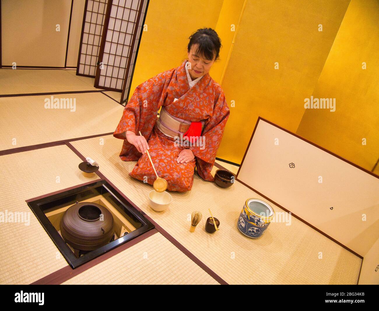 The Japanese Tea Ceremony - the formal, ceremonial preparation and ...