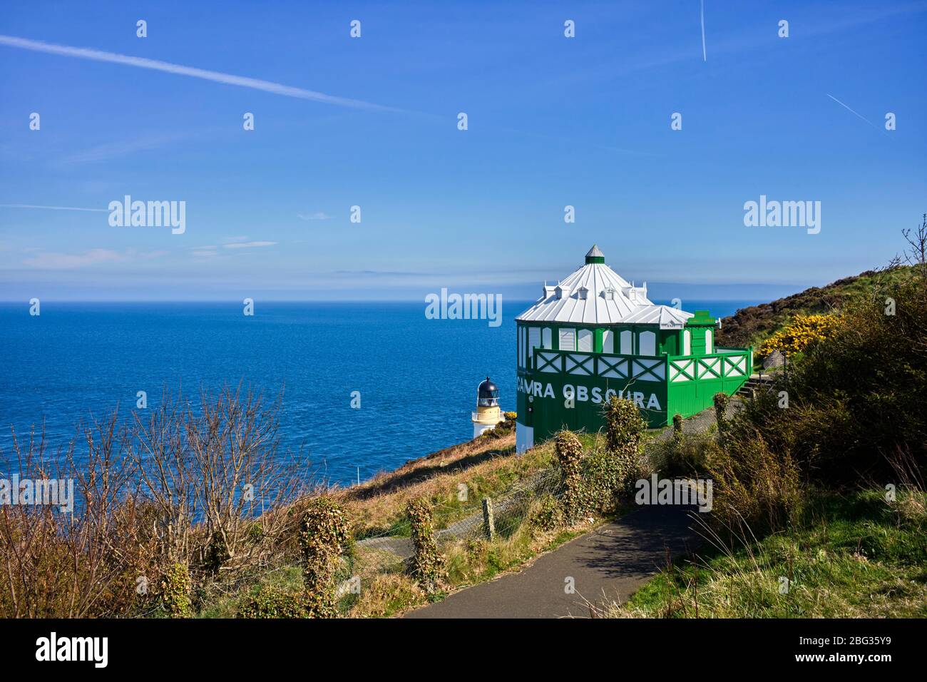 The Great Union Camera and lighthouse overlooking the Irish Sea Stock ...