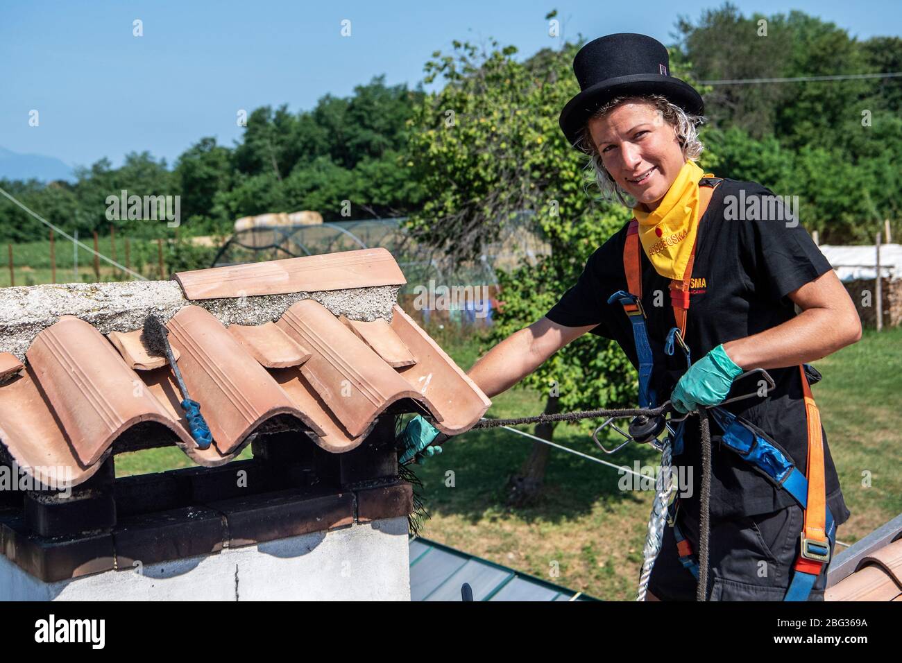 Chimney sweep italy hi-res stock photography and images - Alamy
